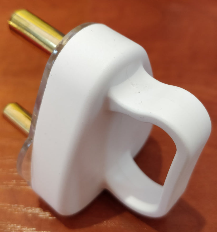 REDISSON M-10D 16A 220v 3 Pin Wall Plug With Handle | Little Tokyo SA