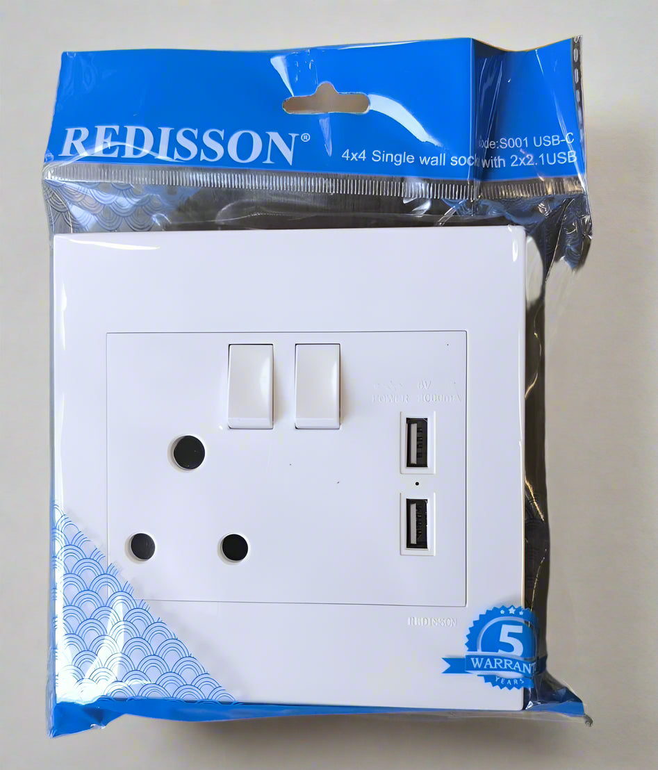 Redisson 4x4 Switched Single 3Pin Plug with 2x 5v USB Wall Socket ...